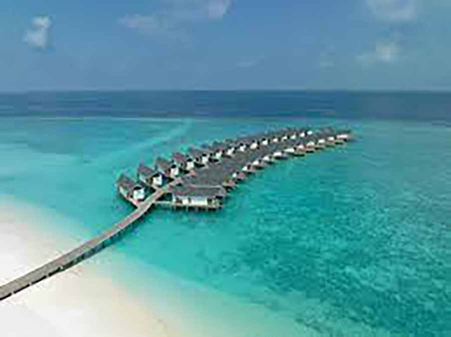 Hold your breath, Maldives resort upgrades underwater wedding offering